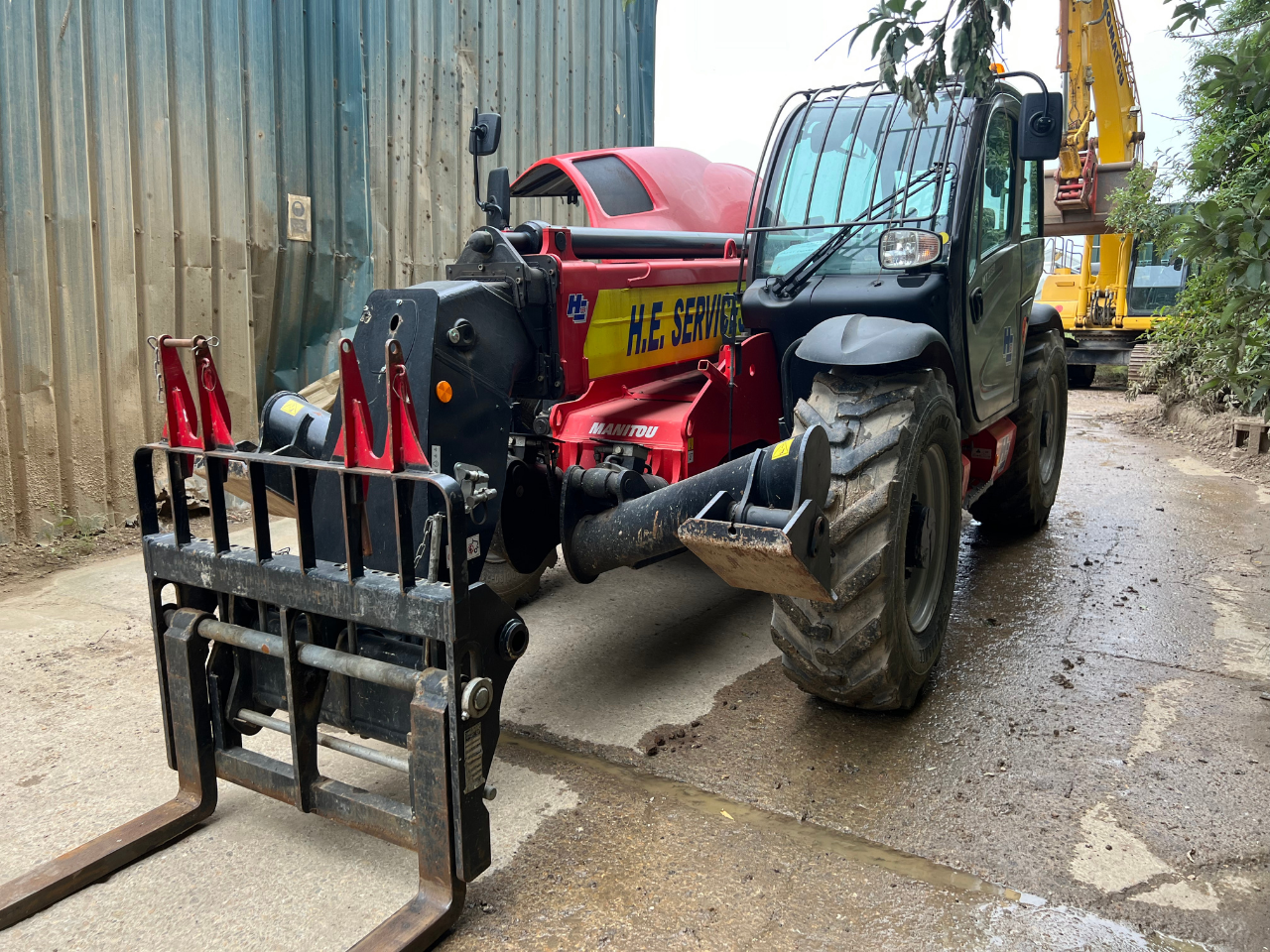 Why Should you Buy a Telehandler? | International Plant Sales