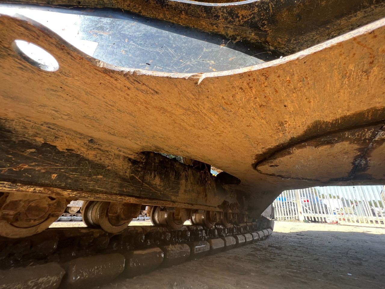 New Year, Good As New Fleet - Cleaning Your Used Diggers